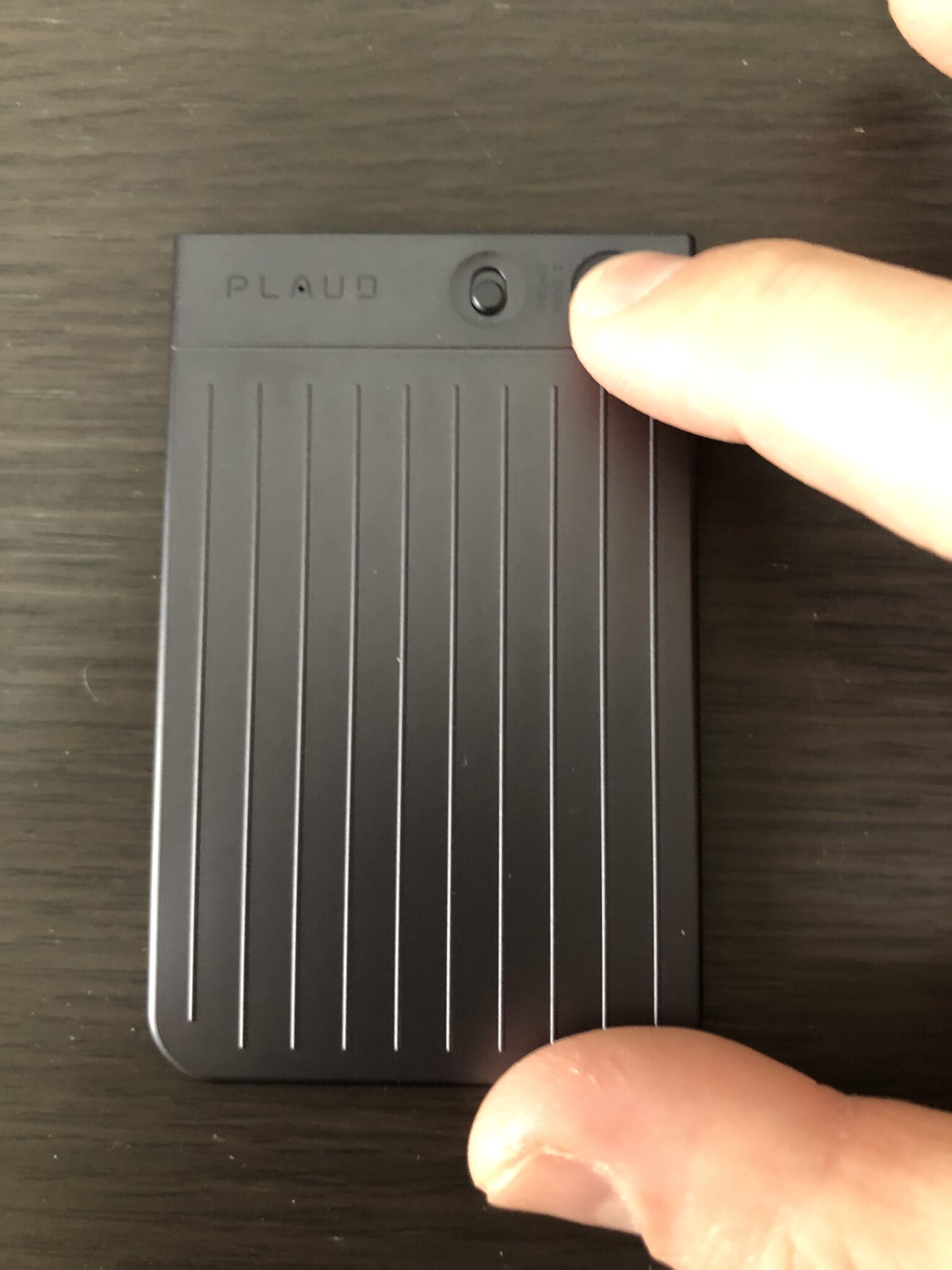 【PLAUD NOTE】使い方を徹底解説！特徴を活かした活用シーンまとめ。 | AI-ZERO